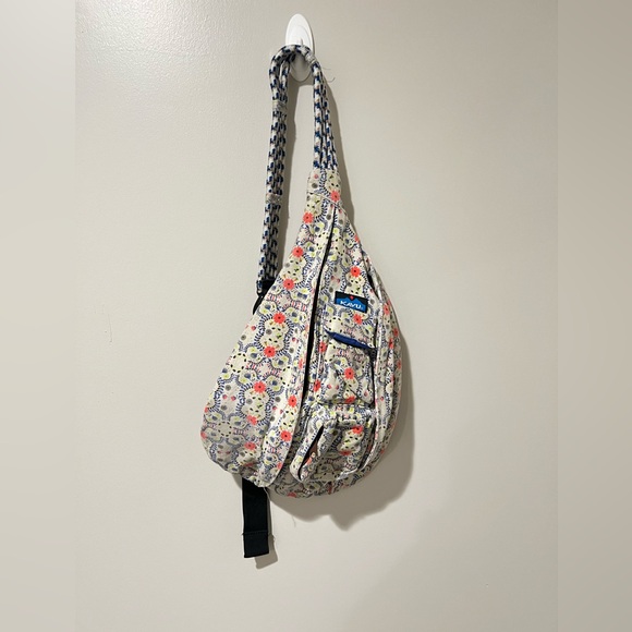 Kavu | Bags | Kavu Floral Rope Sling Backpack Bag | Poshmark